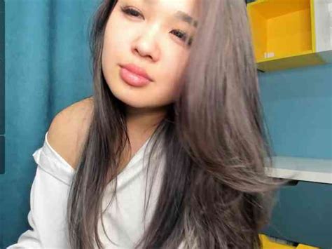 Watch Rae Lil Live On Pd Cams And 1415 Teen Models