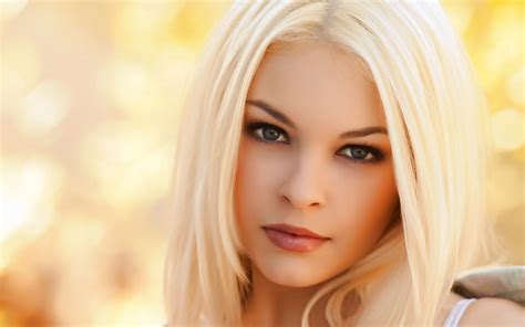 Beautiful Blonde Wallpaper 1920x1200 68088