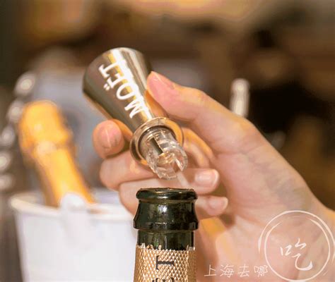 喷香槟动图喷香水动图香槟庆祝动图第22页大山谷图库