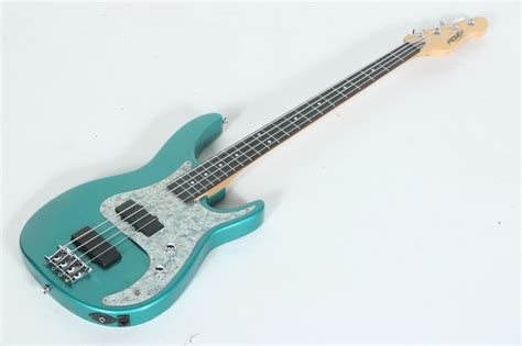 Peavey Cyberbass Midi Controller Bass Guitar With Gig Bag Everything