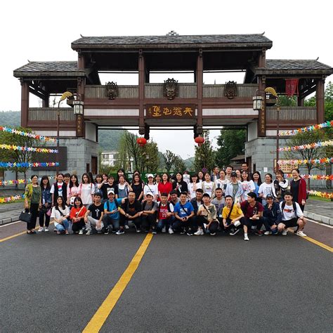 到安顺屯堡去上实践课 历史与档案学院