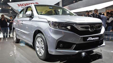 Honda Amaze Achieves A New Milestone Sells 4 Lakh Units In India The