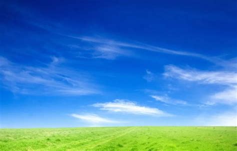 چرا آسمان آبی است؟ • دیجی‌کالا مگ