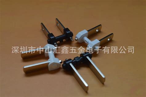厂家销售澳规插脚 澳式插头 澳大利亚充电器插头 SAA电源五金插脚 阿里巴巴