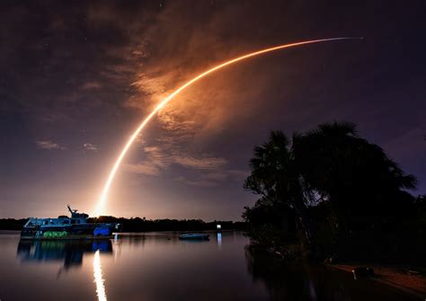 Spacex Midnight Launch From Cape Canaveral Sets Booster Record
