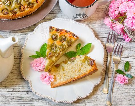 Рецепт бисквитного пирога с крыжовником на Вкусном Блоге Пирог с