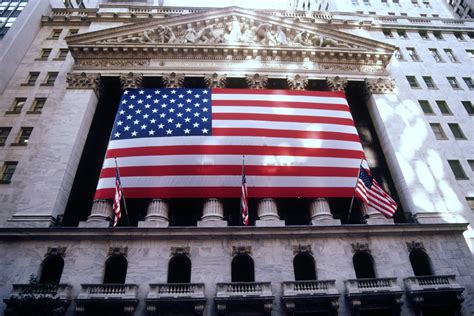 【利下げ観測が一転】今のアメリカ経済の強さの秘密 Aiが生産性向上を促しソフトランディングへ、投資家心理は「極度の強欲」 マネーポスト