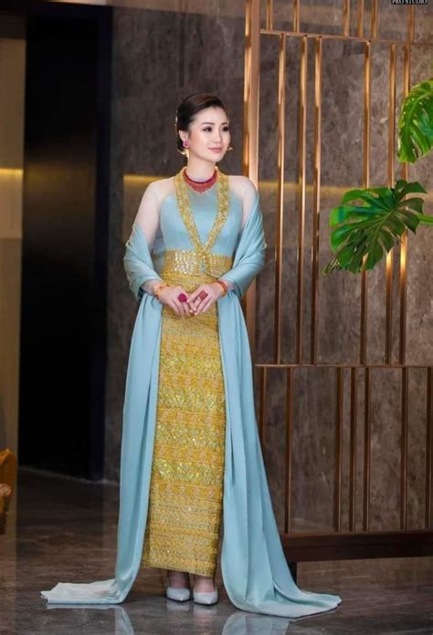 Pin By သက္ On မြန်မာပွဲတက်ဝတ်စုံဒီဇိုင်း In 2024 Myanmar Dress Design