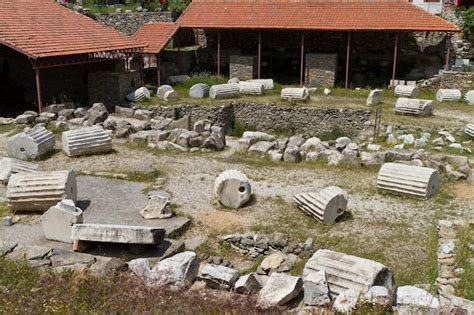 Premium Photo Mausoleum At Halicarnassus