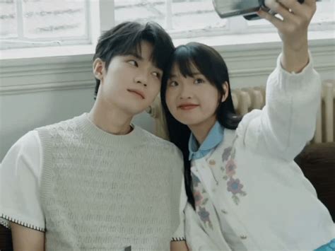 Pin By Ginny On Tv Shows Romantic Drama Cute Couple Selfies Banner Gif