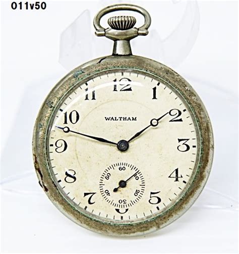 佐川60サイズ O11v50 懐中時計 Waltham 手巻き 稼働 針歪み 中古 のヤフオク落札情報