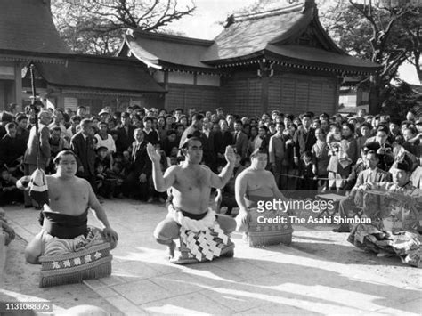 Sumiyoshi Shrine Fukuoka Photos And Premium High Res Pictures Getty