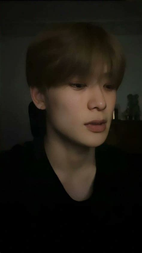 Pin oleh คณนายจอง di 서방님 Gambar
