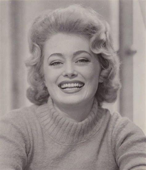 Rue Mcclanahan Young Pictures Rue Mcclanahans Oz Legacy From Wicked
