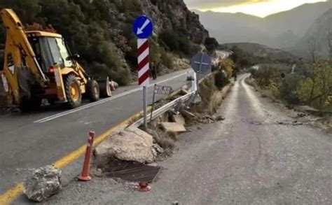 The Road To Delphi Re Opens To Vehicle Traffic