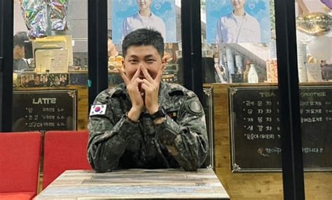 Bts Community Posts 생일 축하해 최고의 리더👏🏻🎀~ 남준 생일 축하해 Rm