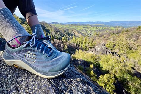 Hiking Boots Vs Hiking Shoes Vs Trail Running Shoes Cleverhiker