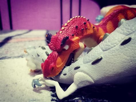 La Edad De Hielo 3 Momma Dino Vs Rudy