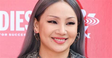 씨엘 환한 미소 사진