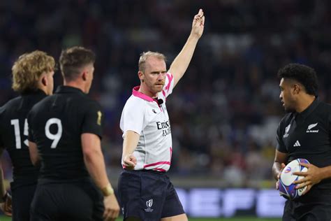 Wayne Barnes Arbitre De La Finale De Coupe Du Monde Il Avait Reçu