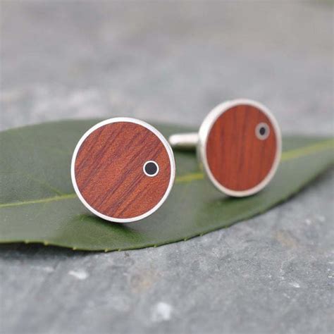Wood Cufflinks Accessorize With Style And Sustainability
