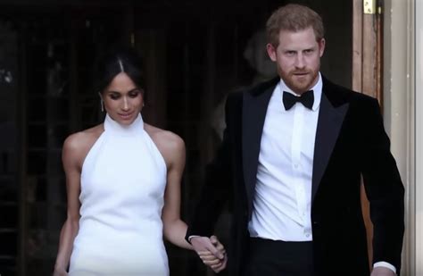 The Fashion Journalist El Segundo Vestido De Novia De Meghan Markle