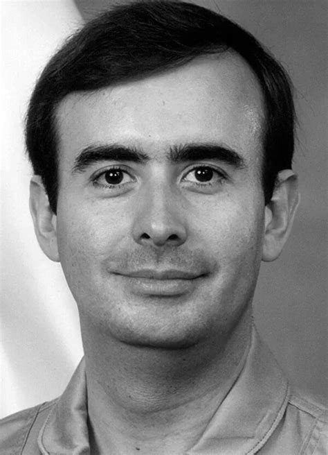 Rodolfo Neri Vela Primer Mexicano En El Espacio Mall Gran México Export Tienda En Línea