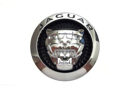Эмблема на решетку Jaguar круглая 85 мм черная - купить по выгодным ...