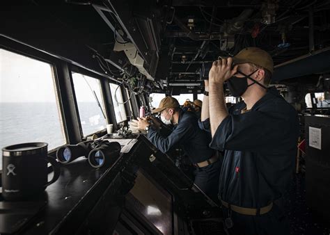 7th Fleet Destroyer Conducts Freedom Of Navigation Operation In South
