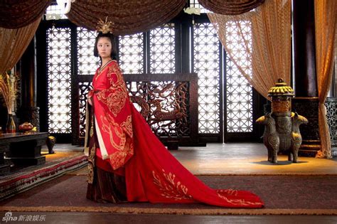 窦漪房皇后大妆新浪图集新浪网