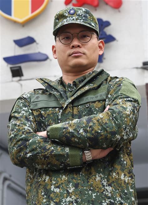 【1年期義務役入伍訓練】以同理心 帶領新兵通過考驗 軍聞 【1年期義務役入伍訓練】以同理心 帶領新兵通過考驗 青年日報