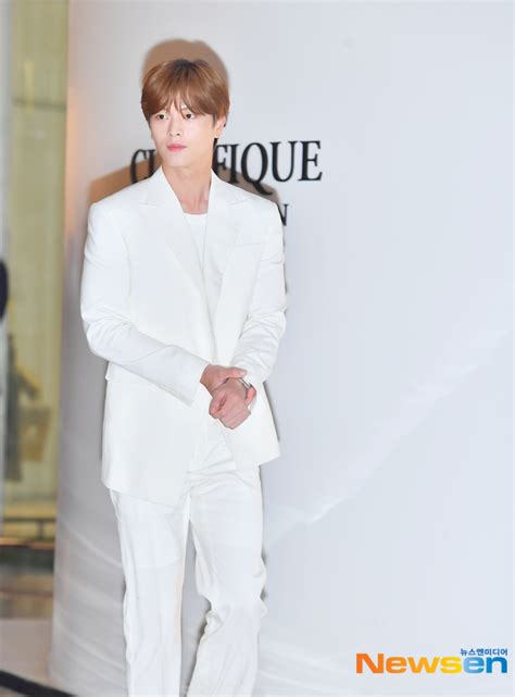 비투비 육성재 오늘도 무한 매력 포토엔hd 뉴스인코리아