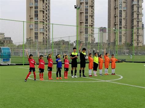 喜讯！青岛市崂山区实验小学荣获“市长杯”足球赛冠军凤凰网青岛凤凰网