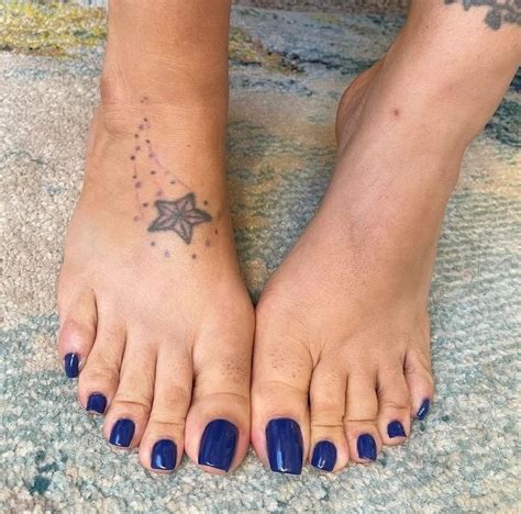 Feetlover 👠 120k 🔞 On Twitter Fully Fabulous