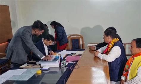 पौड़ी लोकसभा सीट से Bjp प्रत्याशी अनिल बलूनी ने किया नामांकन