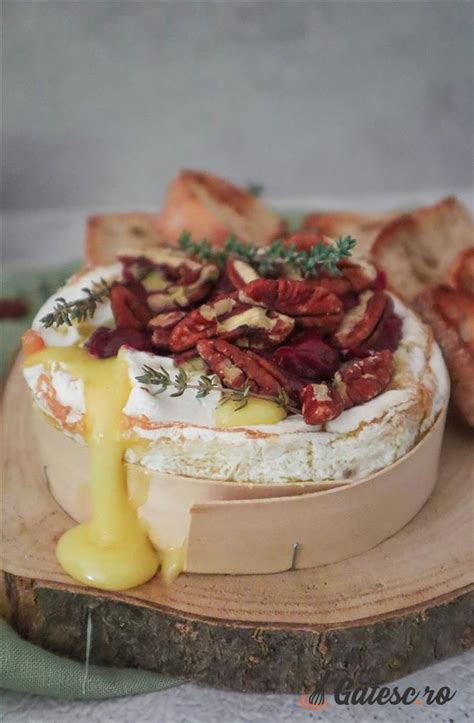 Camembert La Cuptor Gatesc Ro