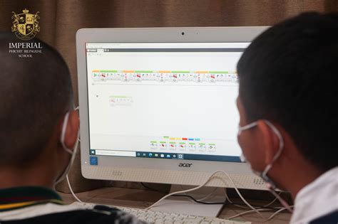 วิทยาการคำนวณ ชั้น ป 5 ในวันนี้ เด็กๆ ได้เรียนรู้การเขียนโปรแกรมสั่งการให้ Robot เคลื่อนที่ไปใน