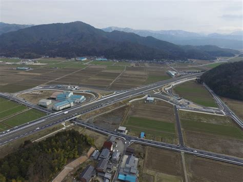 北陸自動車道小谷城スマートインターチェンジ 株式会社 桑原組