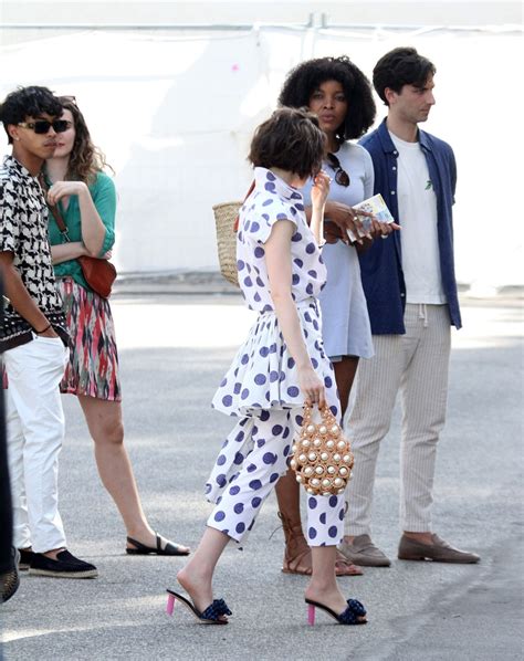 Lily Collins Feet FeetDatabase Com Lily Collins Feet FeetDatabase Com