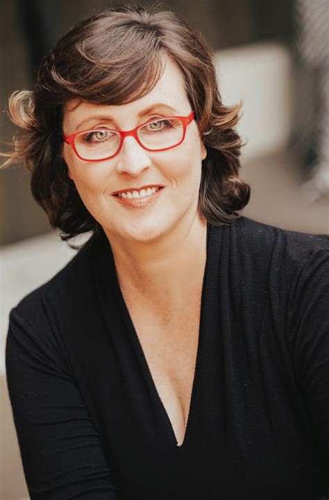 Media Queries Lori Ryan