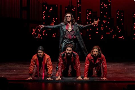Sister Act Il Musical Milano Nazionale Italiana Assicurazioni 22 23