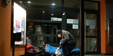 Hamburger Behörde startet Projekt Kostenlose Ausweise für Hamburgs Obdachlose MOPO