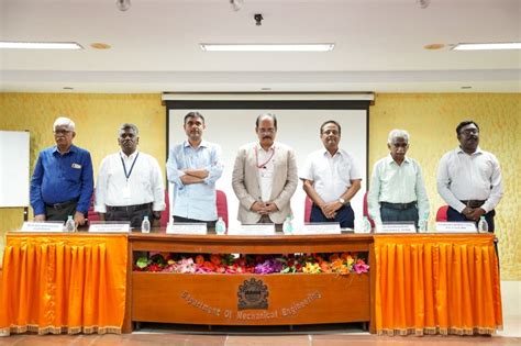 Anandan Pari On Linkedin A Week Long Delayed Post Its Been A Great 2 Days To Be With The Industry