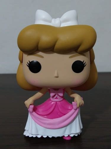 Funko Pop Cinderella 738 Sem Caixa Disney Cinderella 738