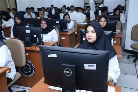 Seleksi Cuma Formalitas MenPAN RB Pastikan Semua Honorer Diangkat Jadi