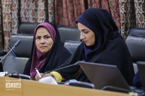 نشست خبری مدیرکل دفتر امور بانوان و خانواده استانداری یزد پایگاه خبری