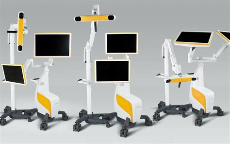 Brainlab Curve Puts The Information In Image Guided Surgery Medical Treatment Medical