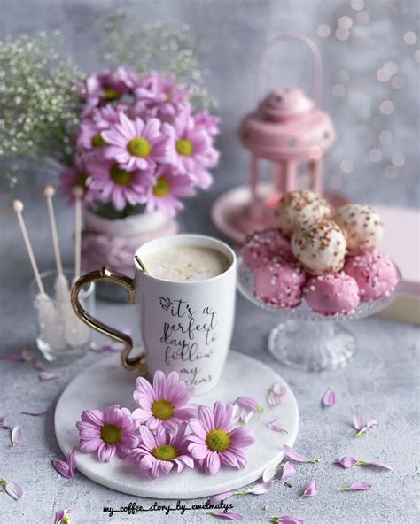 Ewelina♦️coffee ♦️flatlay♦️ On Instagram 𝓛𝓲𝓯𝓮 𝓱𝓪𝓹𝓹𝓮𝓷𝓼 𝓬𝓸𝓯𝓯𝓮𝓮 𝓱𝓮𝓵𝓹𝓼” ☘☕☘ 𝓓𝔃𝓲