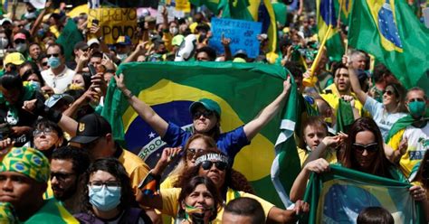 Pesquisa Brasileiros De Direita Quase Dobram Os De Esquerda