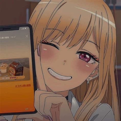 Эта фарфоровая кукла влюбилась Аниме Amino Amino